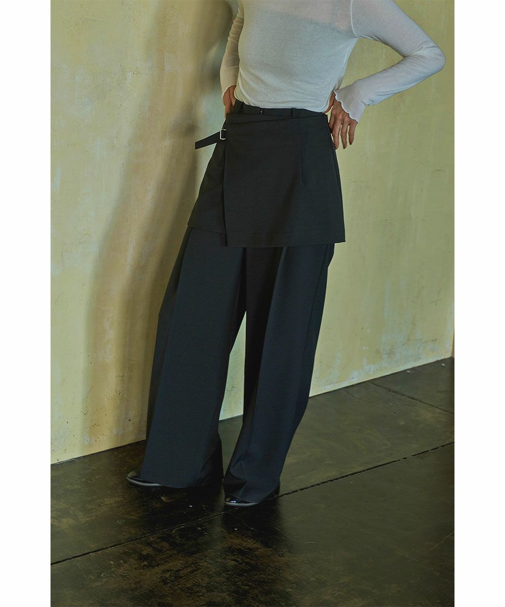 【SALE】LAYERED WIDE TUCK PANTS
